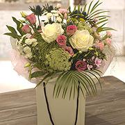 Sumo Flowers Florist - Order Online or 01635 33227